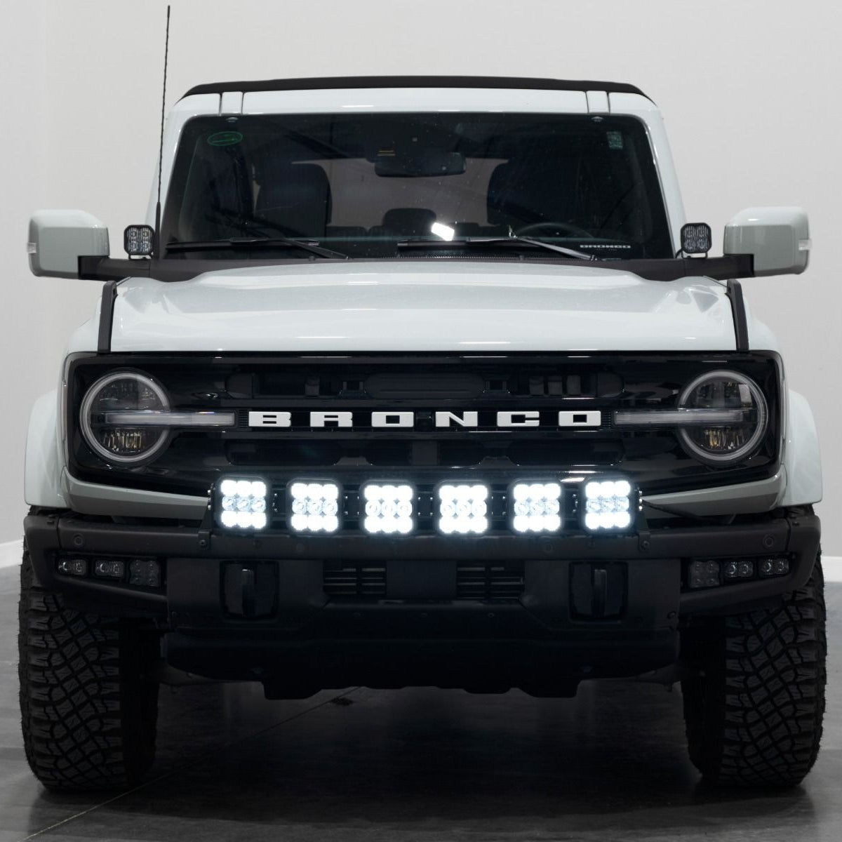 Diode Dynamics Bronco SS5 6-Pod CrossLink Grille Lightbar Kit Sport ...